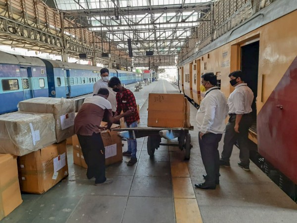 Railways' parcel management system to be available at 523 locations ...